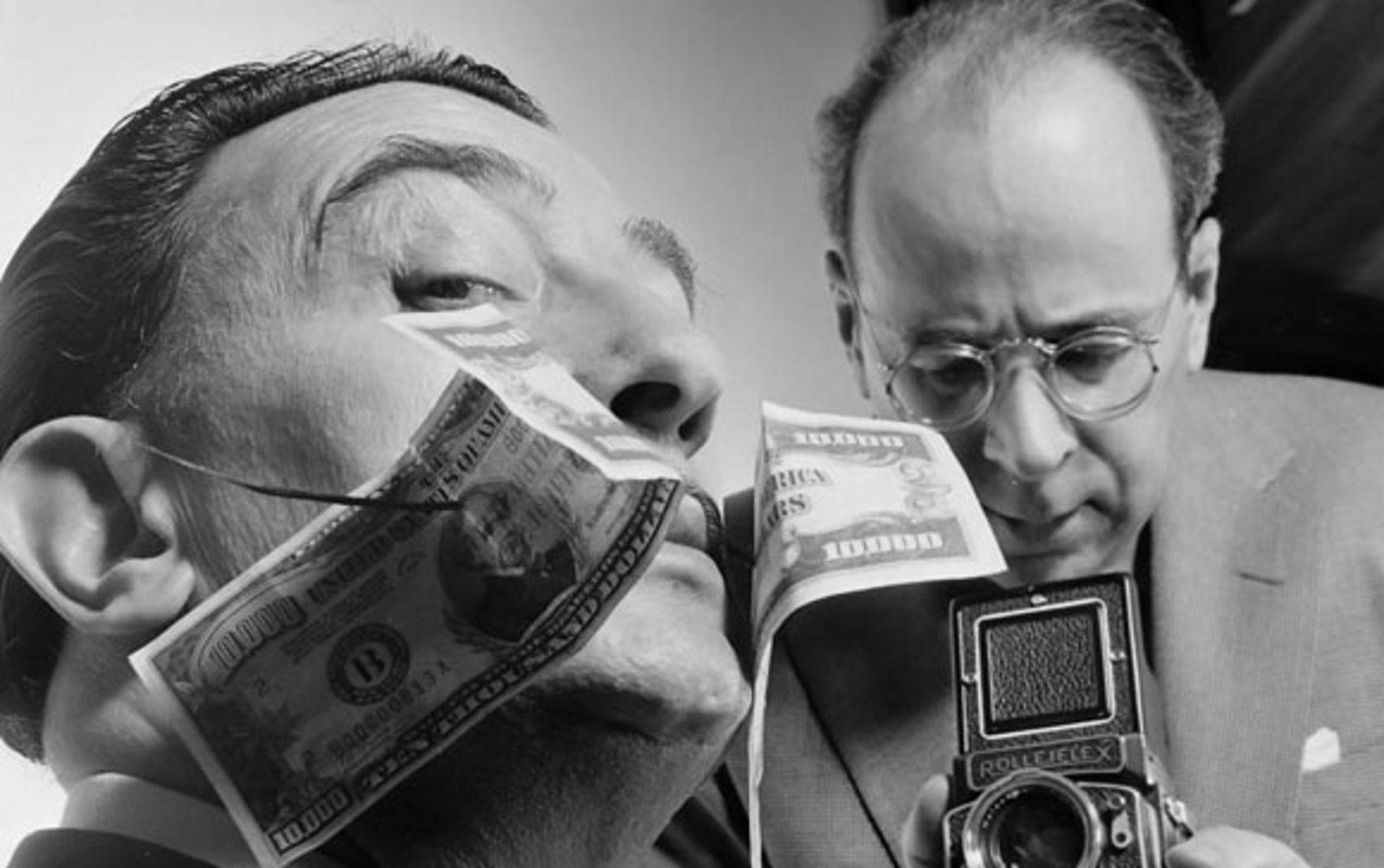 ‘Avida Dollars - Il mondo di Dalí’: la dimensione grottesca e ...