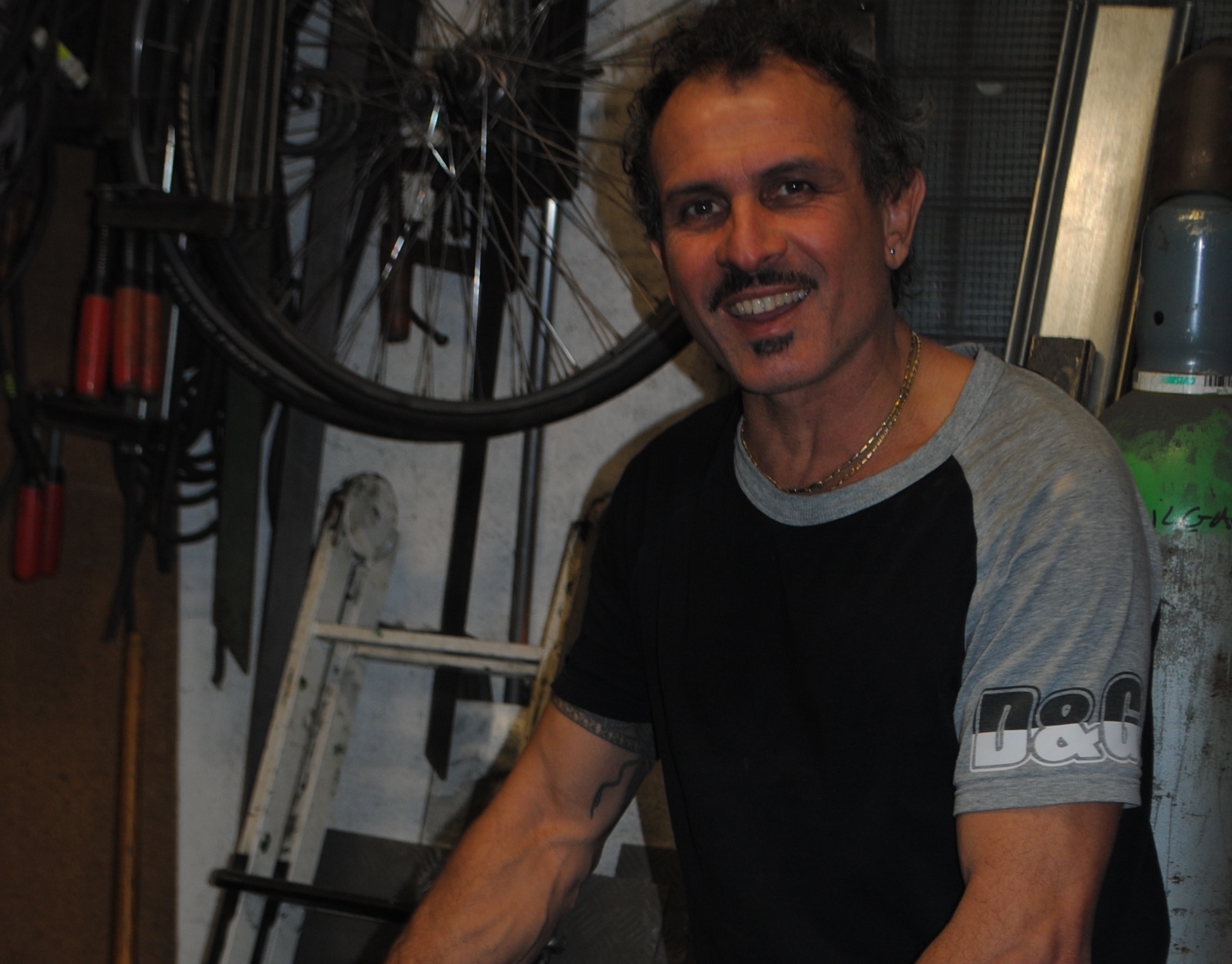 Nico Bruzzese, l’artigiano che sa stare brillantemente tra l’incudine e ...